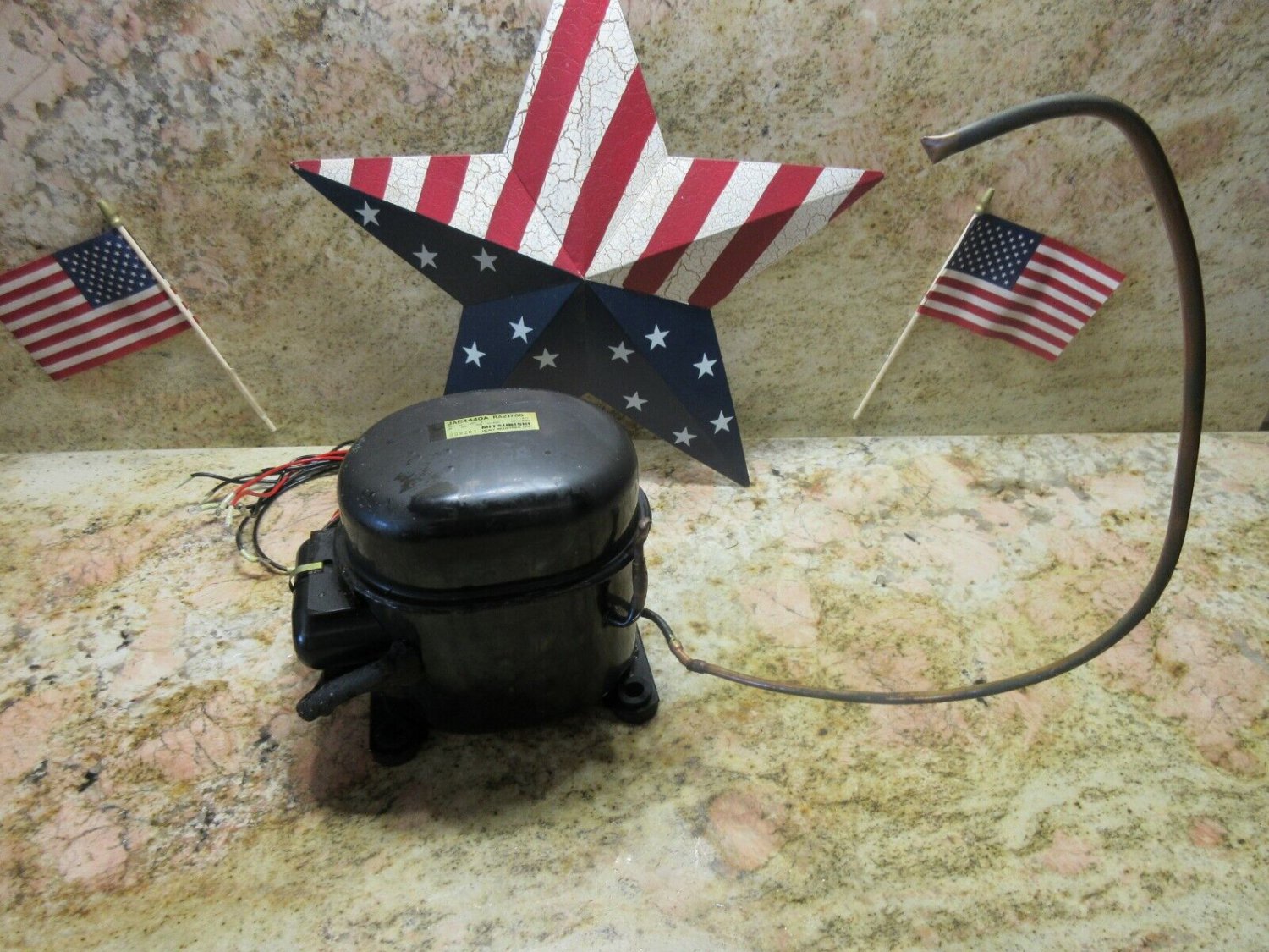 MITSUBISHI MOTOR OIL CHILLER COMPRESSOR JAE4440A RA21780 DPH 16 R-12 008201