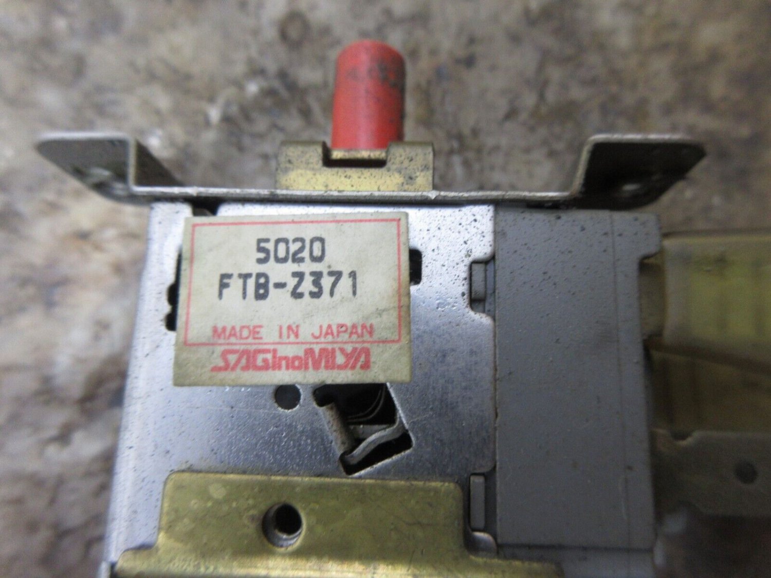SAGINOMIYA CONTACTOR 5020 FTB-Z371 SWITCH OKUMA MX-45VAE CNC
