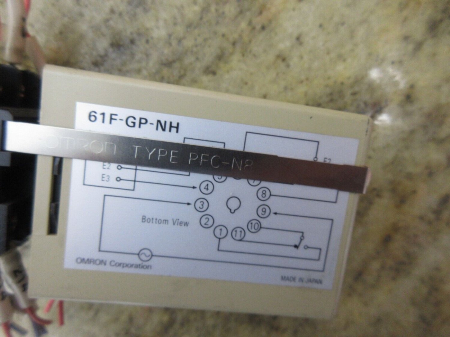 OMRON FLOATLESS LEVEL SWITCH 61F-GP-NH3 100VAC 50/60HZ 8VAC 61F-GP-NH ...