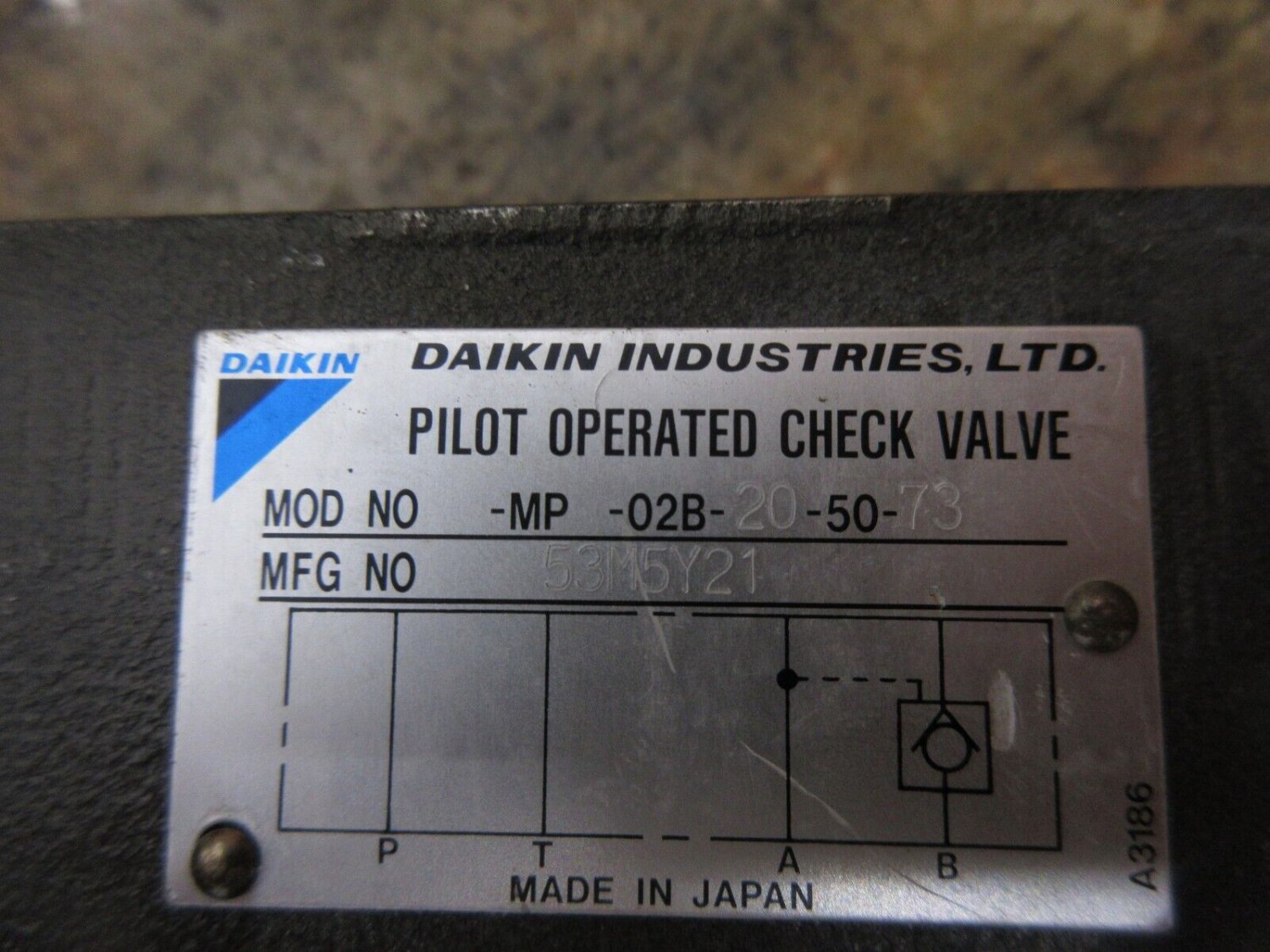 DAIKIN PILOT OPERATED CHECK VALVE -MP-02B-20-50-73 MFG 53M5Y21