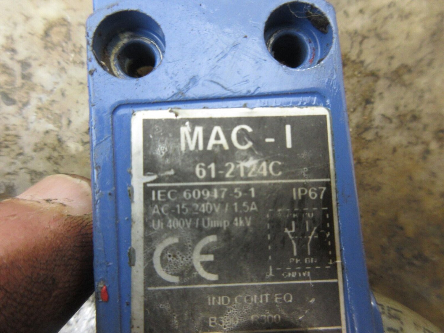 1993 HAAS VF-2 CNC MILL MAC 1 SAFETY LIMIT SWITCH 61-2124C IEC 60947-5 ...