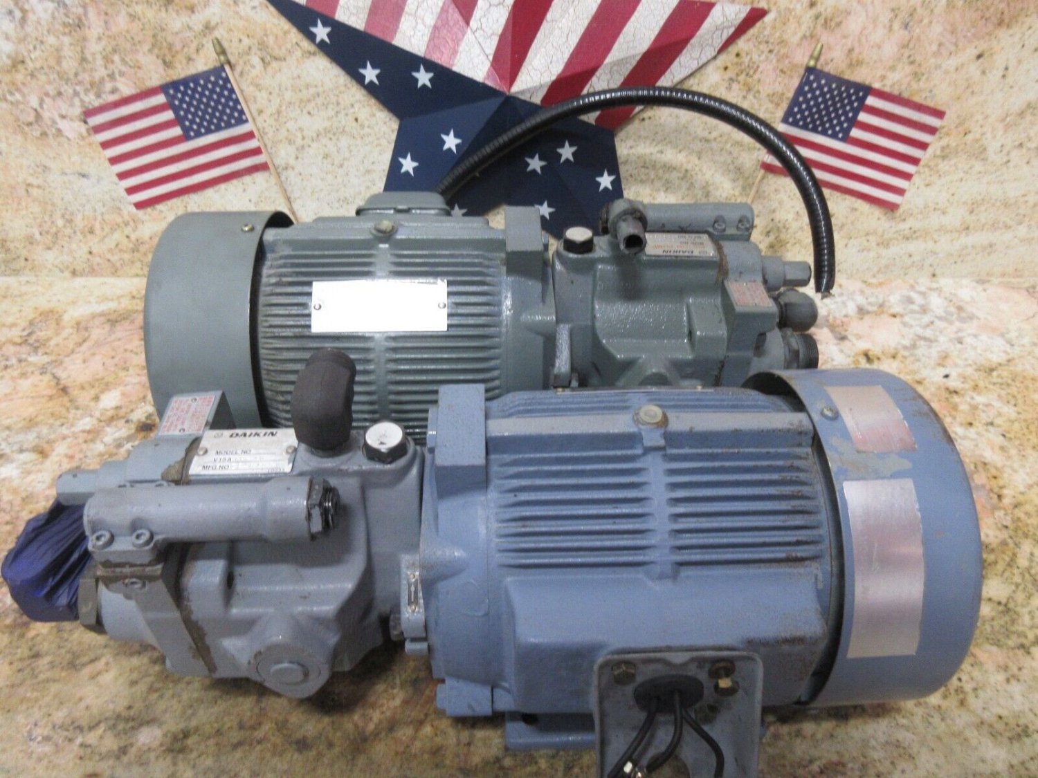 DAIKIN MOTOR PUMP HYDRAULIC OIL M15A1-2-30 V15A1R-40 VI5AIR-40 V15A1R ...