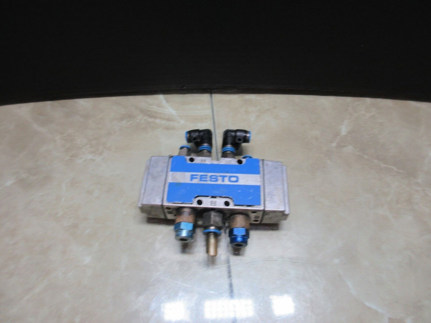 FESTO VALVE UNIT 1999 CHIRON WERKE FZ22-W CNC VERTICAL MILL