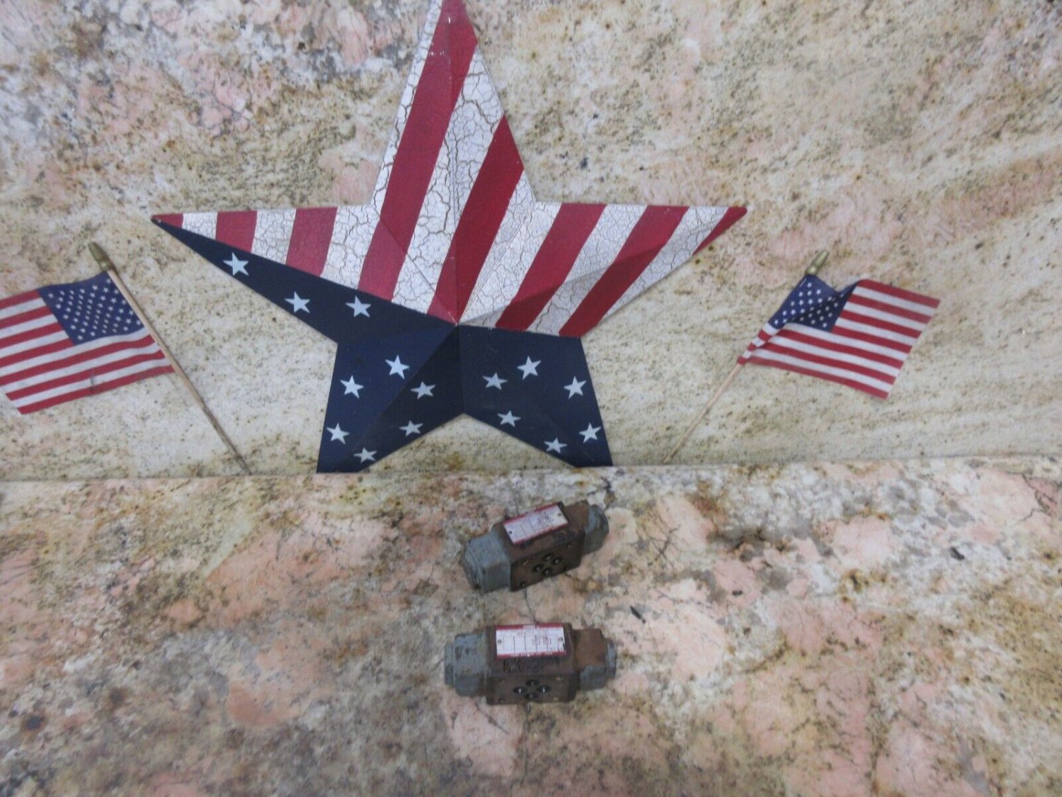 YUKEN PILOT OPERATED CHECK MODULAR VALVE MPW-01-2-30 LOT OF 2 PIECES