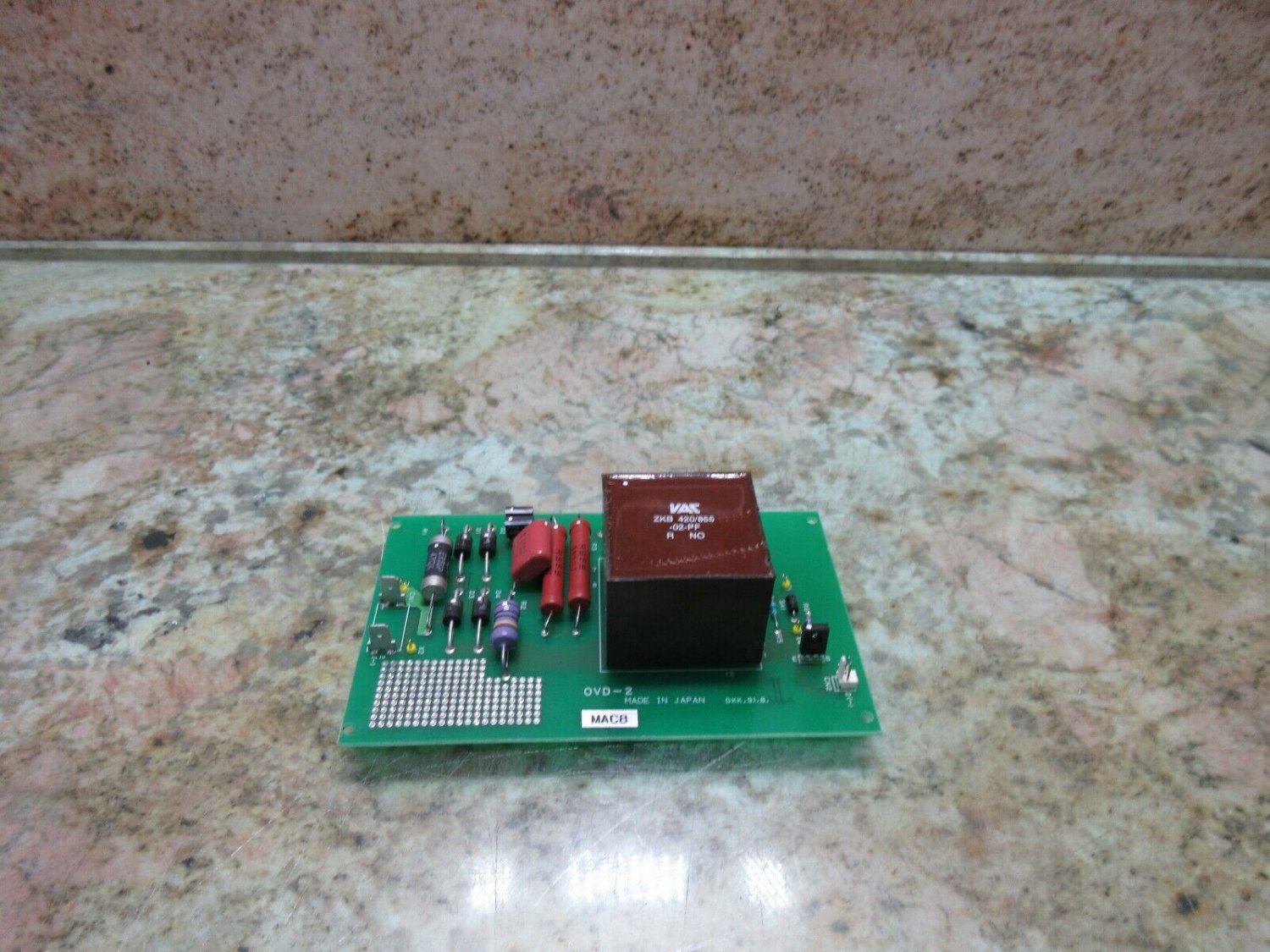 MODICON CIRCUIT BOARD OVD-2 MAC8 VAC ZKB 420/655-02-PF R NO E2119