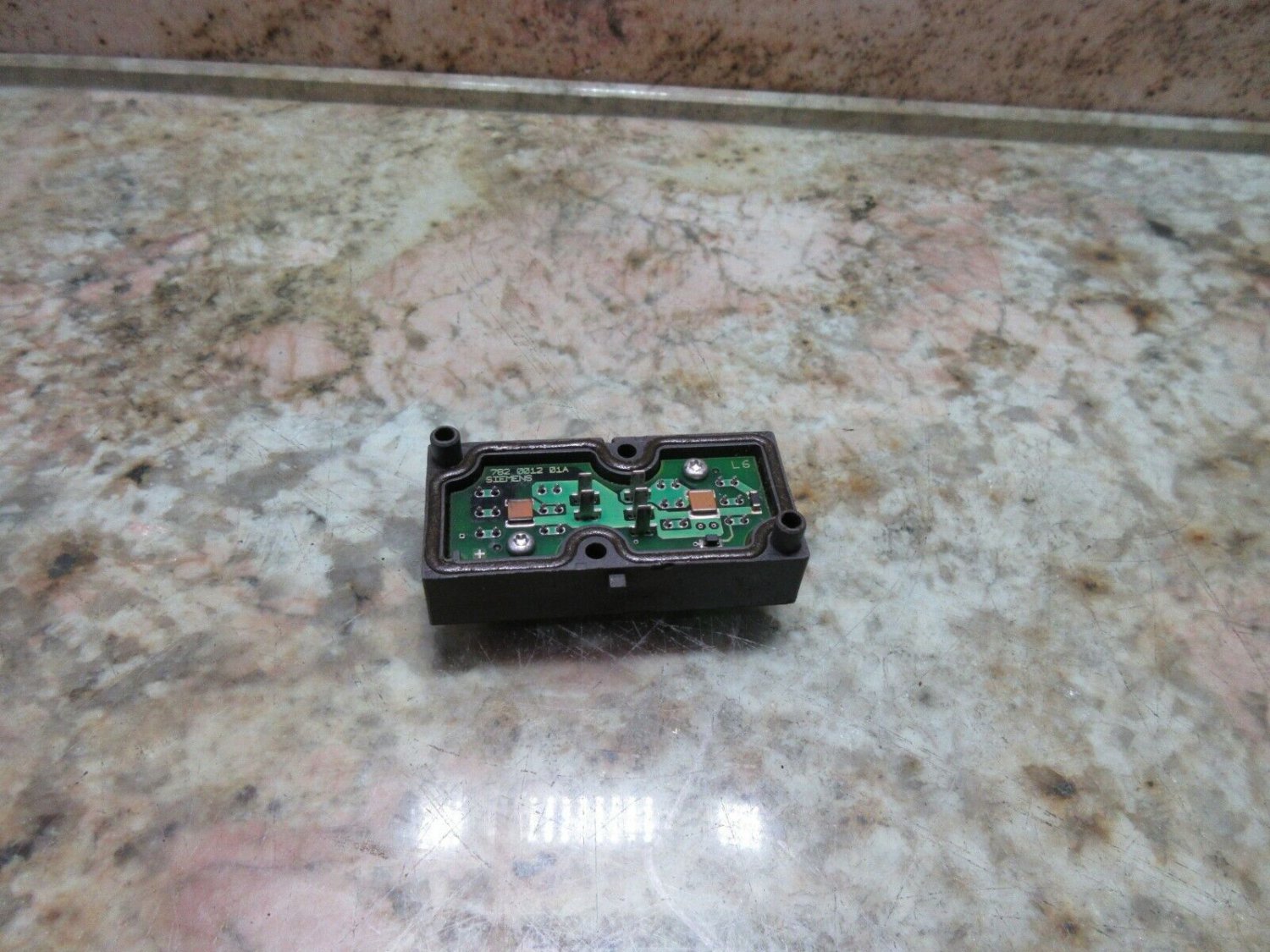 SIEMENS POWER RELAY PBT GF30 FR 782 0012 01A 1 04 00 079210