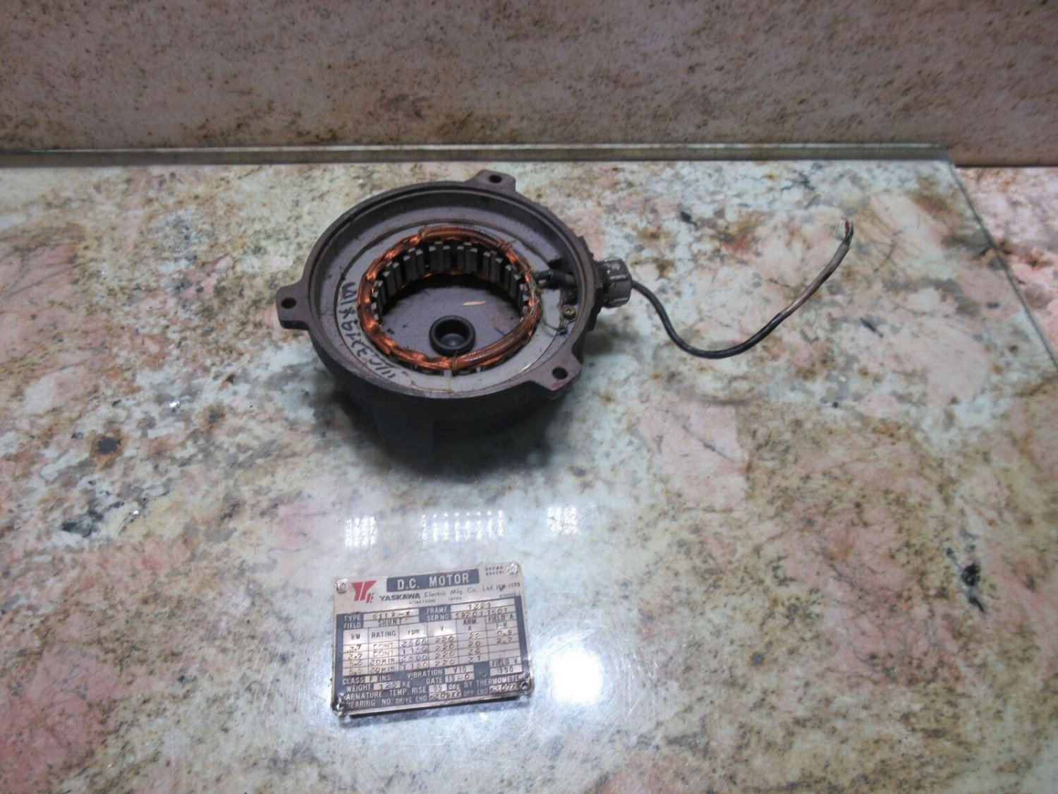 YASKAWA DC SPINDLE MOTOR ENCODER RESOLVER GEER-K CLASS F