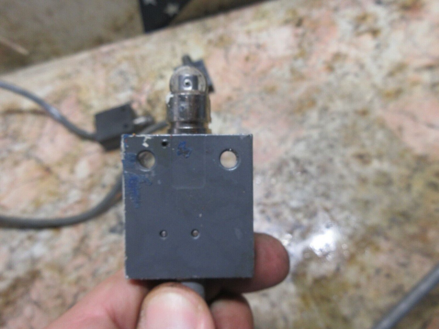 1999 LAGUN LAGUNMATIC VMC-3516 CNC VERTICAL MILL LIMIT SWITCH LOT OF 3 ...