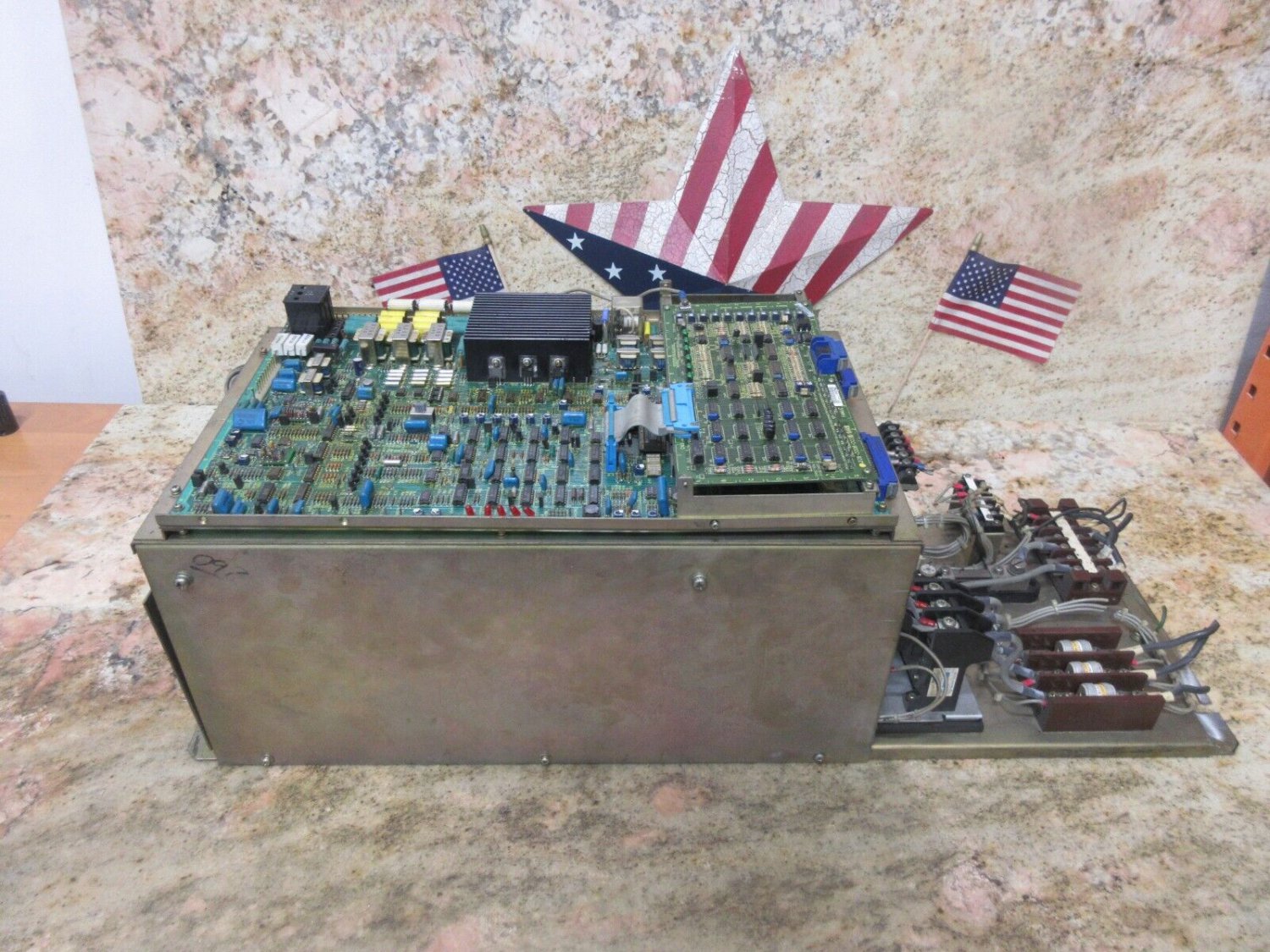 FUJI FANUC SEVO DRIVE A06B-6041-H106 A20B-0008-0371/02 08D 037 A20B ...