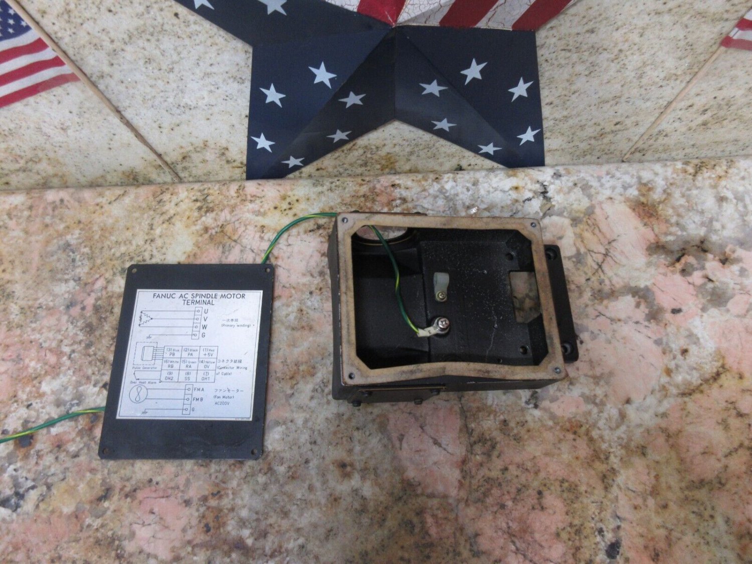 FANUC AC SPINDLE MOTOR TERMINAL ELECTRICAL BOX A290-1000-X414 441 411