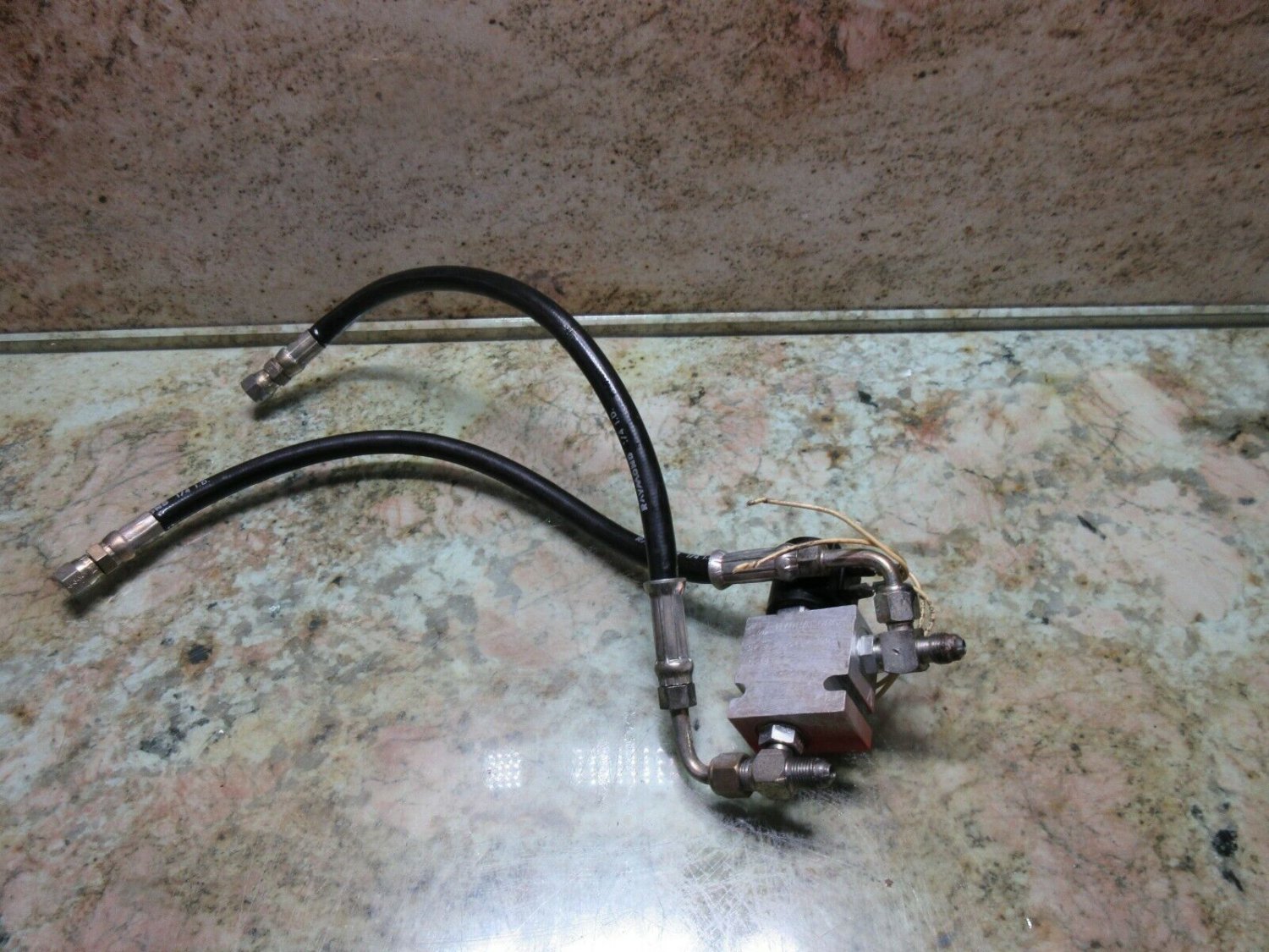 RAYMOND 211.4D.R40TT FORKLIFT HYDRAFORCE VALVE SV08-25-5T-N-36DS 8810