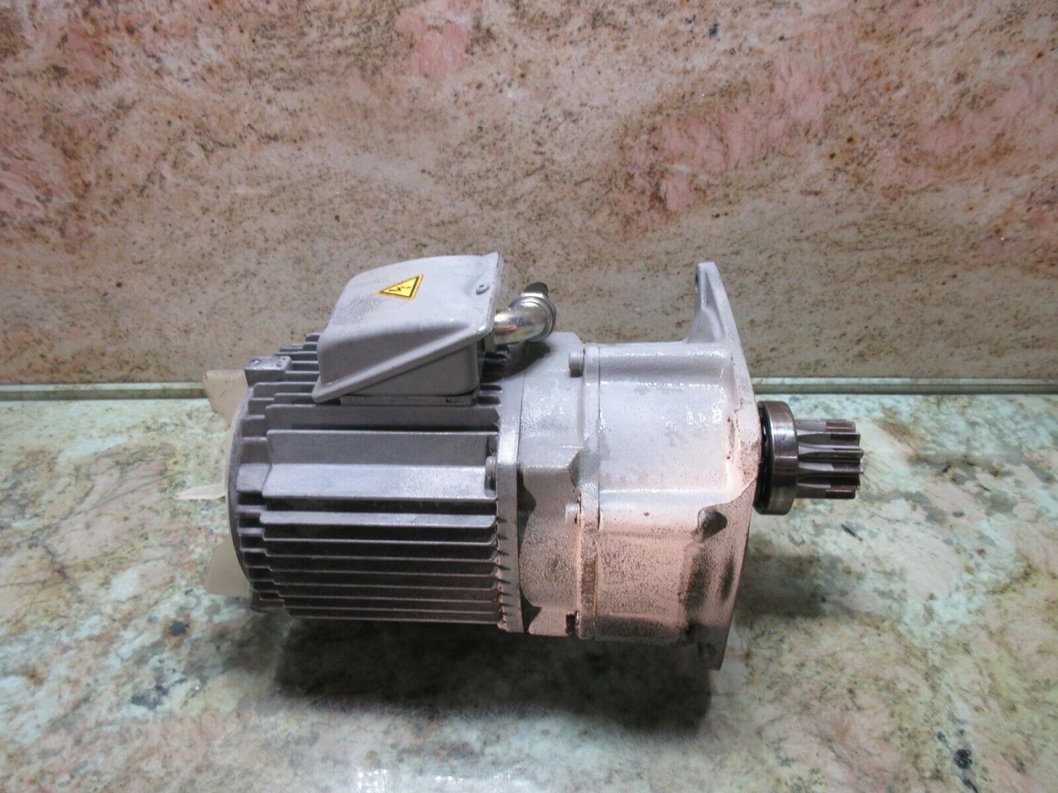 FUJI ELECTRIC 3PHASE GEARED MOTOR MGA42A008S005U 750W OUTPUT HITACHI ...
