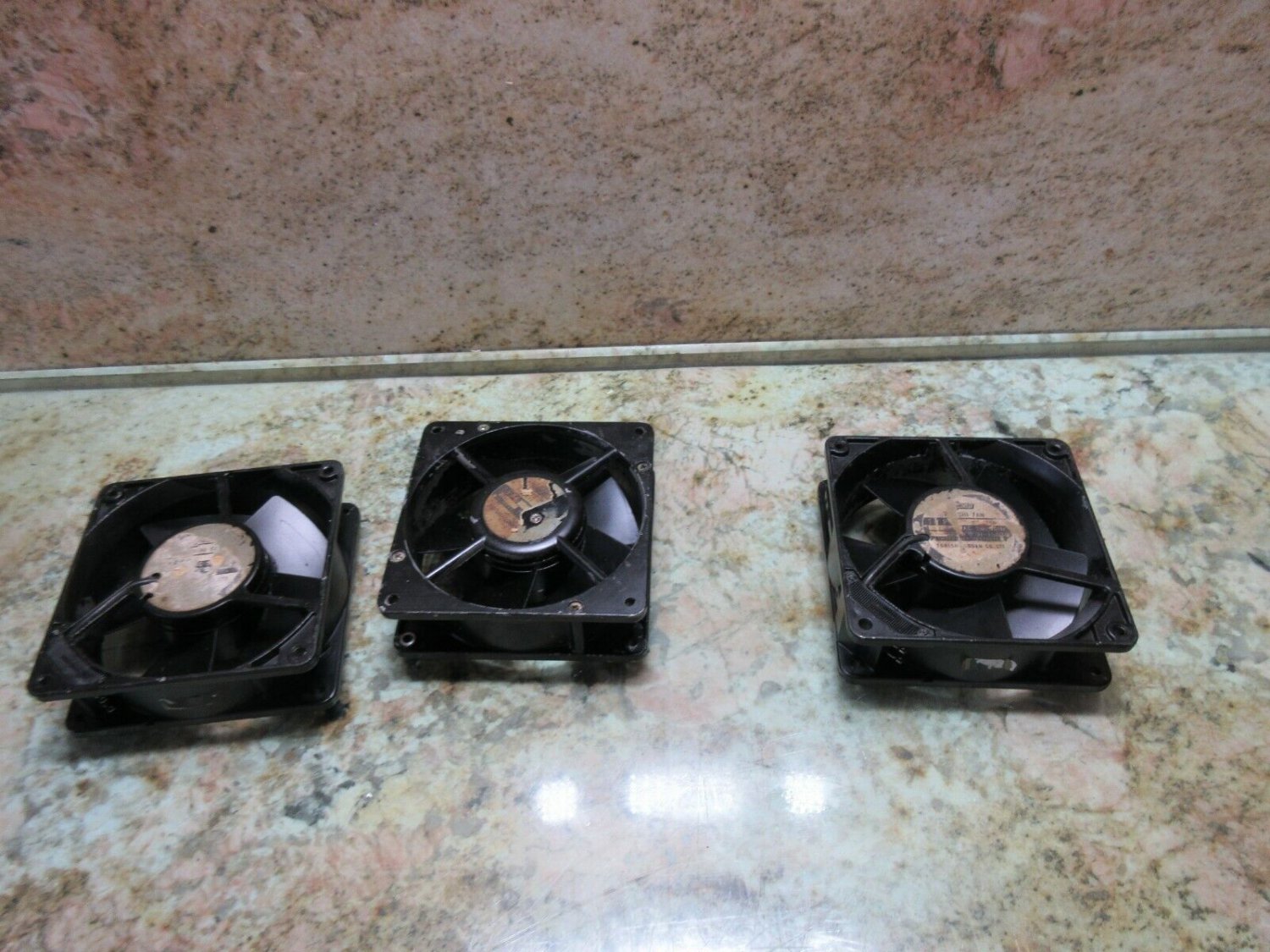 MORI SEIKI SL-4 CNC LATHE TOBISHI LOT OF 3 FAN 3 PIECES 100V