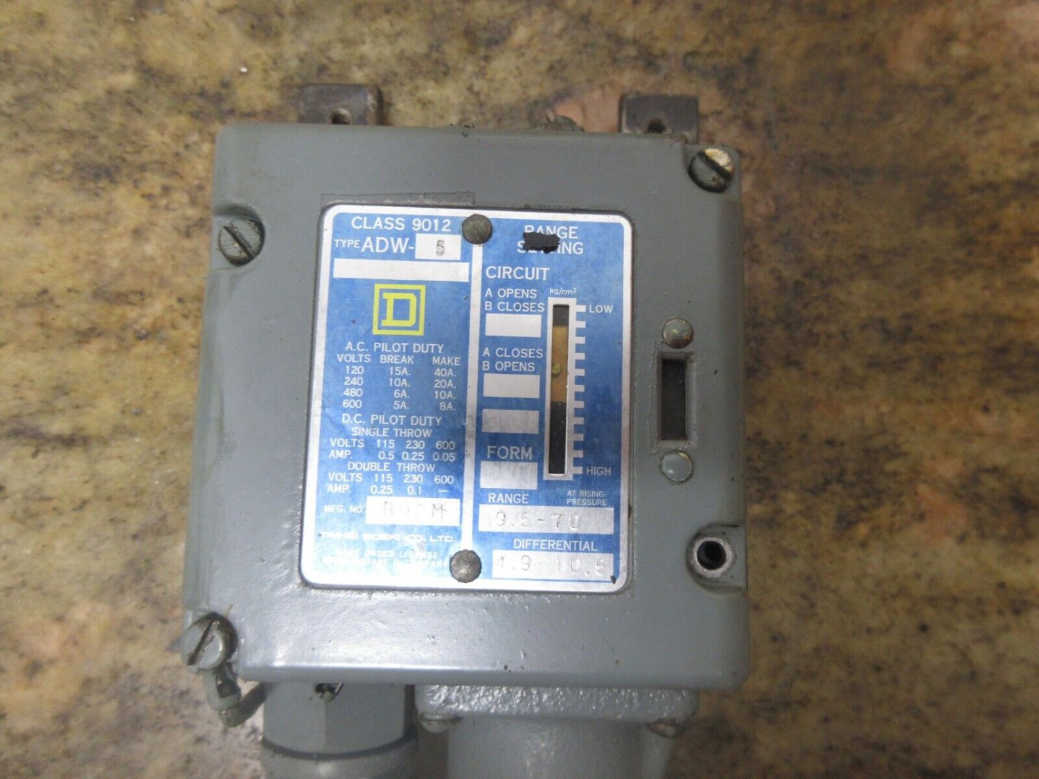 SQUARE D AC PILOT DUTY CLASS 9012 ADW-5 TAIHEI BOEKI B03M