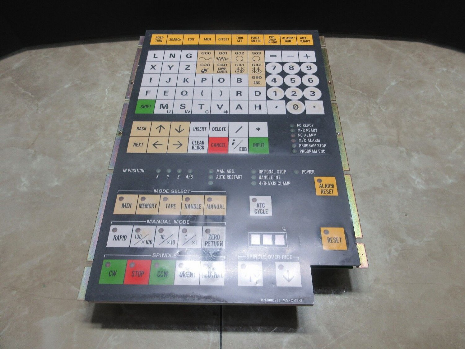 MITSUBISHI MAZAK MAIN OPERATOR CONTROL PANEL CIRCUIT BOARD BN300B933 KS ...