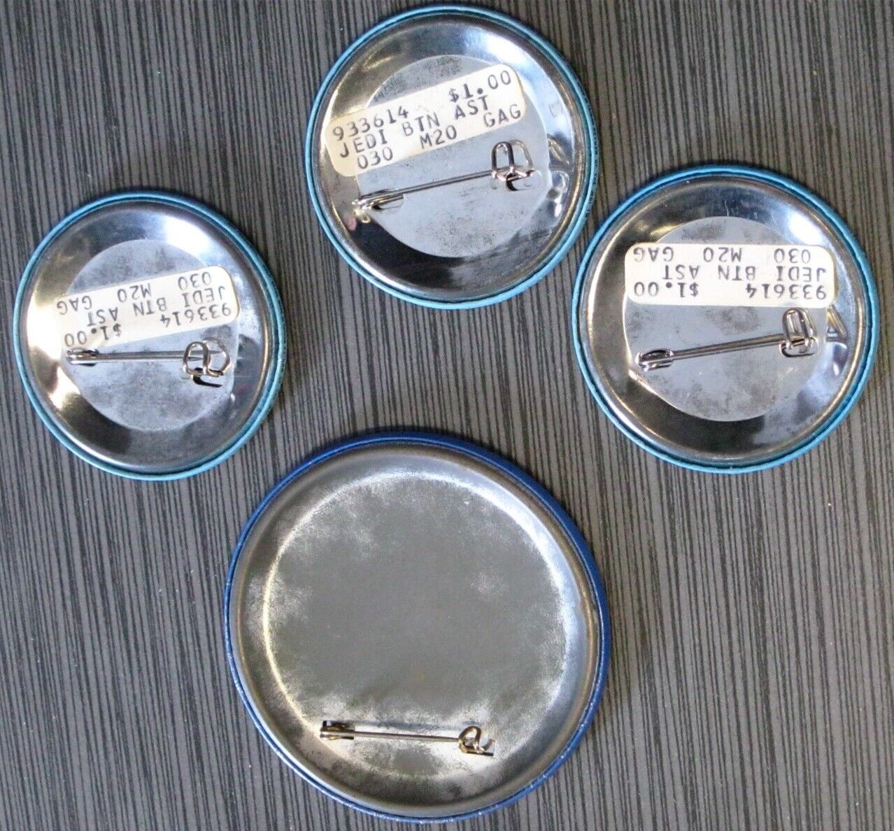 STAR WARS Vintage Button/Pin Lot Darth "VADAR" Vader ESB Yoda ROTJ Endor