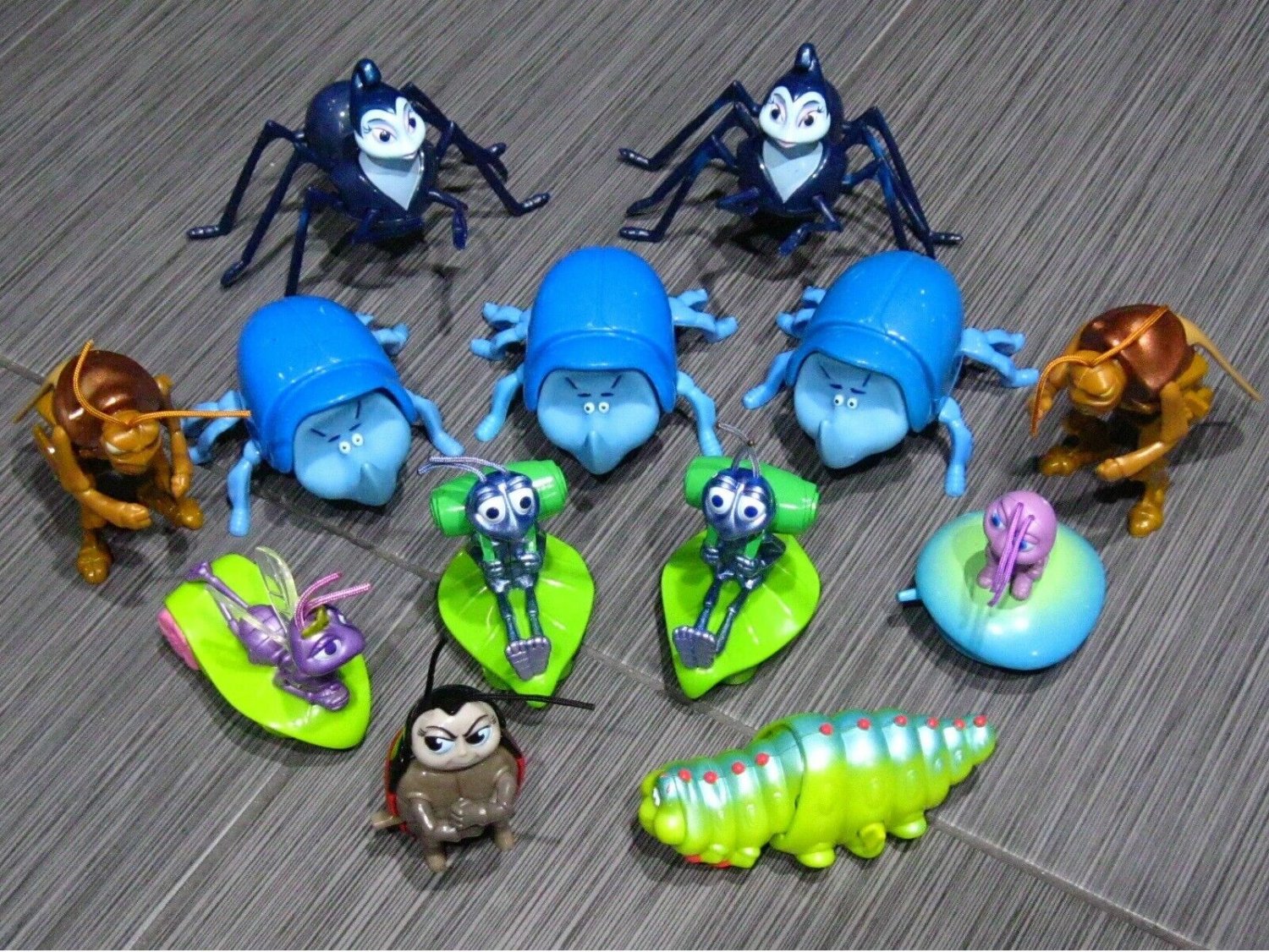 Disney PIXAR A BUG'S LIFE Toy Figure Lot Flik Atta Hopper Thailand VINTAGE