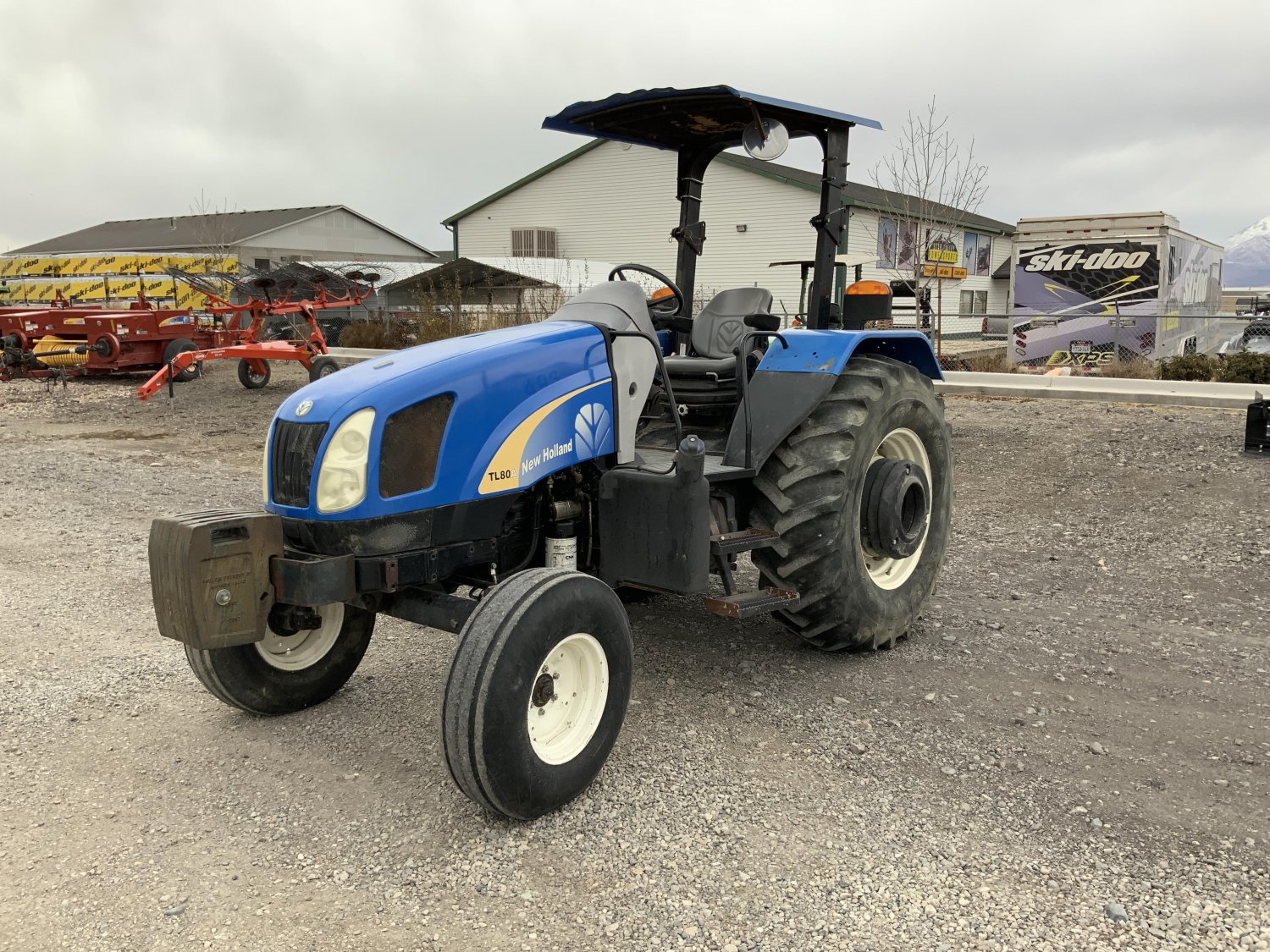 New Holland TL80A, TL90A, TL100 Tractor Service Repair Manual 87580877