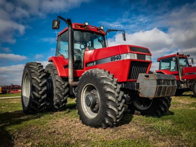 Case 7200 Pro and 8900 Series Tractor Service Repair Manual 7-67882 ...