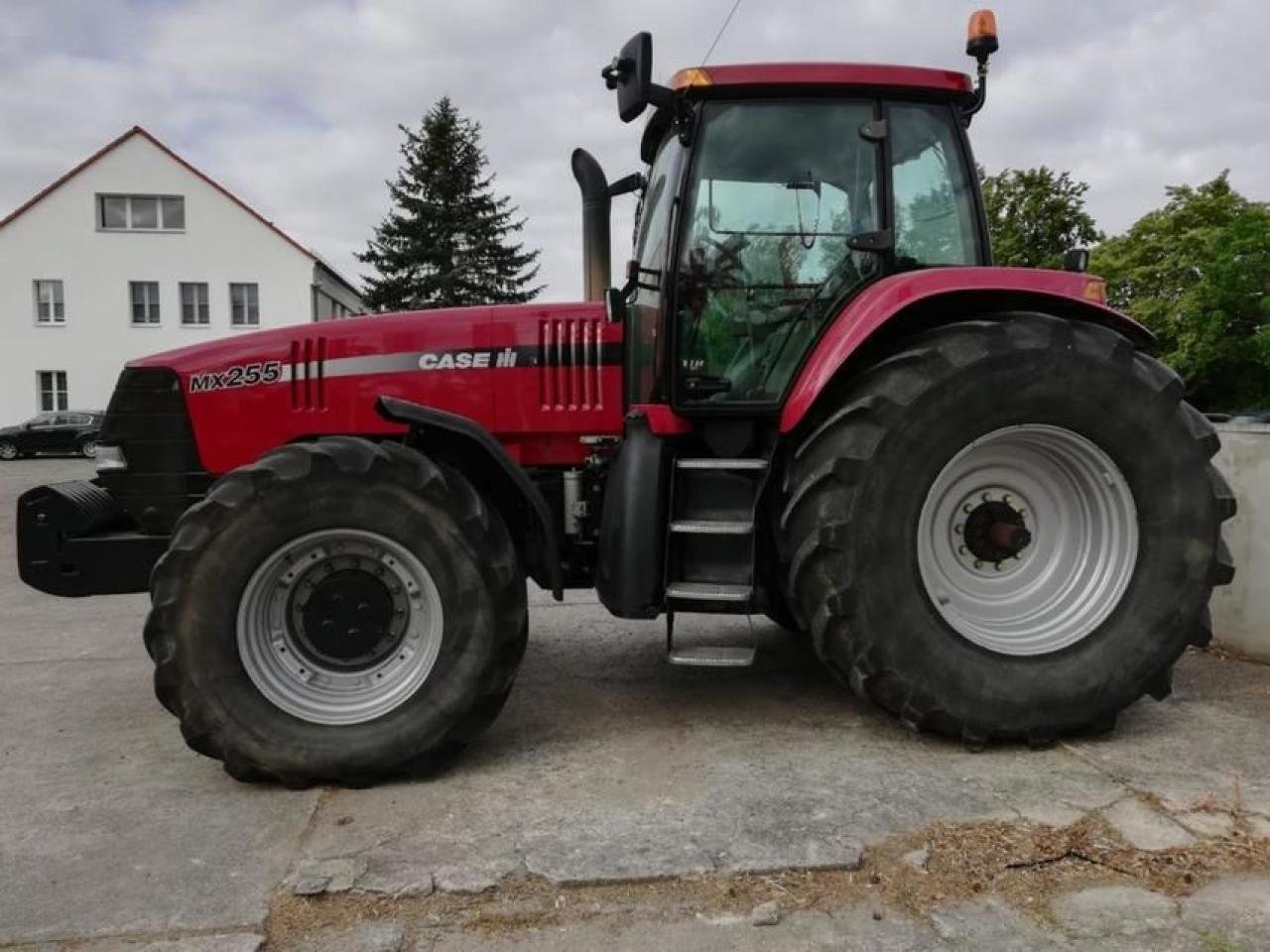 Case IH Magnum 255 Series Tractor Operator’s Manual DOWNLOAD