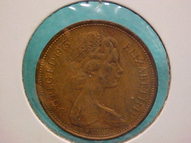 Elizabeth II 2 New Pence 1975 Coin