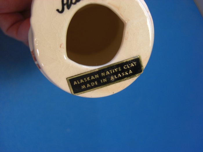 ADORABLE VINTAGE ALASKAN SITKA CLAY FIGURINE