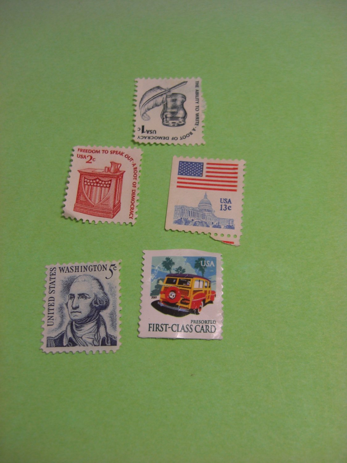 Lot Of 5 Uncancelled US Stamps 2001-1977 15¢ 13¢ 2¢