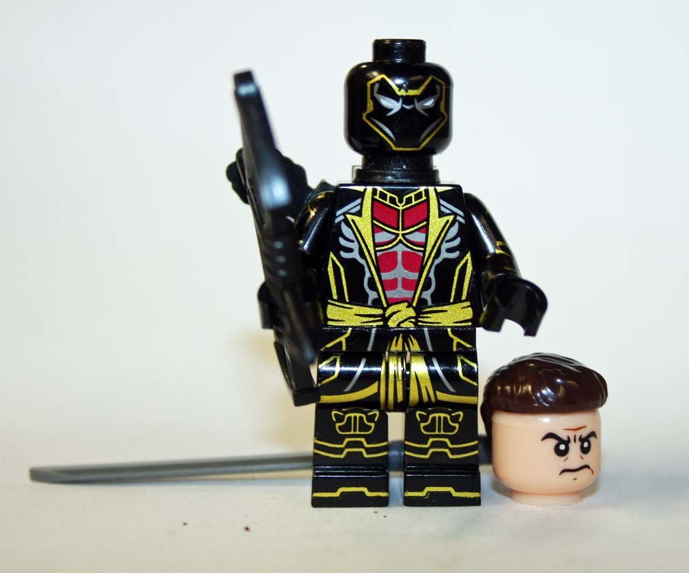 Hawkeye Gold and Black outfit Marvel TV Show Minifigure