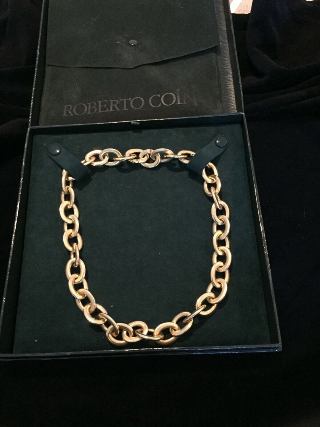 Roberto Coin Bold Gold Oval-Link Necklace, 18kt yellow gold, 70.30 grams