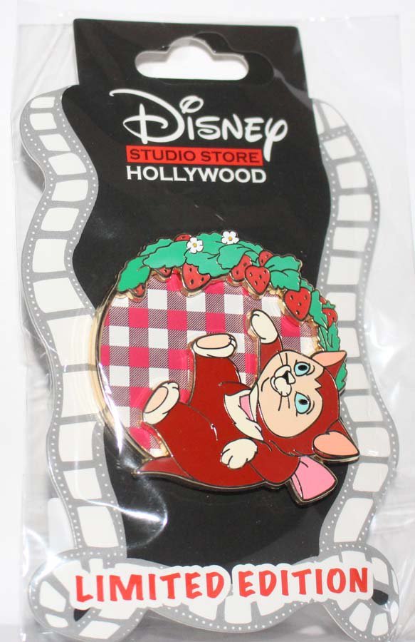 D23 2024 Disney Studio Store Hollywood DSSH Berry Cute Pin Dinah Ltd Ed 400