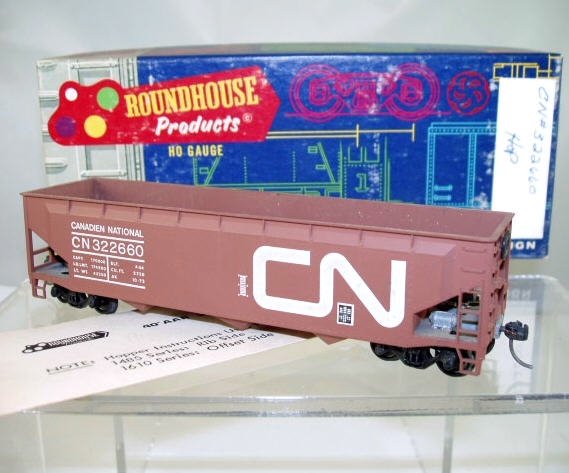 Roundhouse HO Scale Canadian National 40Ft. AAR 3-Bay Hopper#CN322660