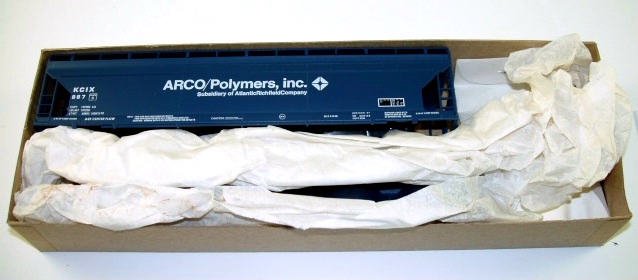 Athearn/Rail Runner HO Scale Arco/Polymers Inc. 55Ft. Center Flow ...