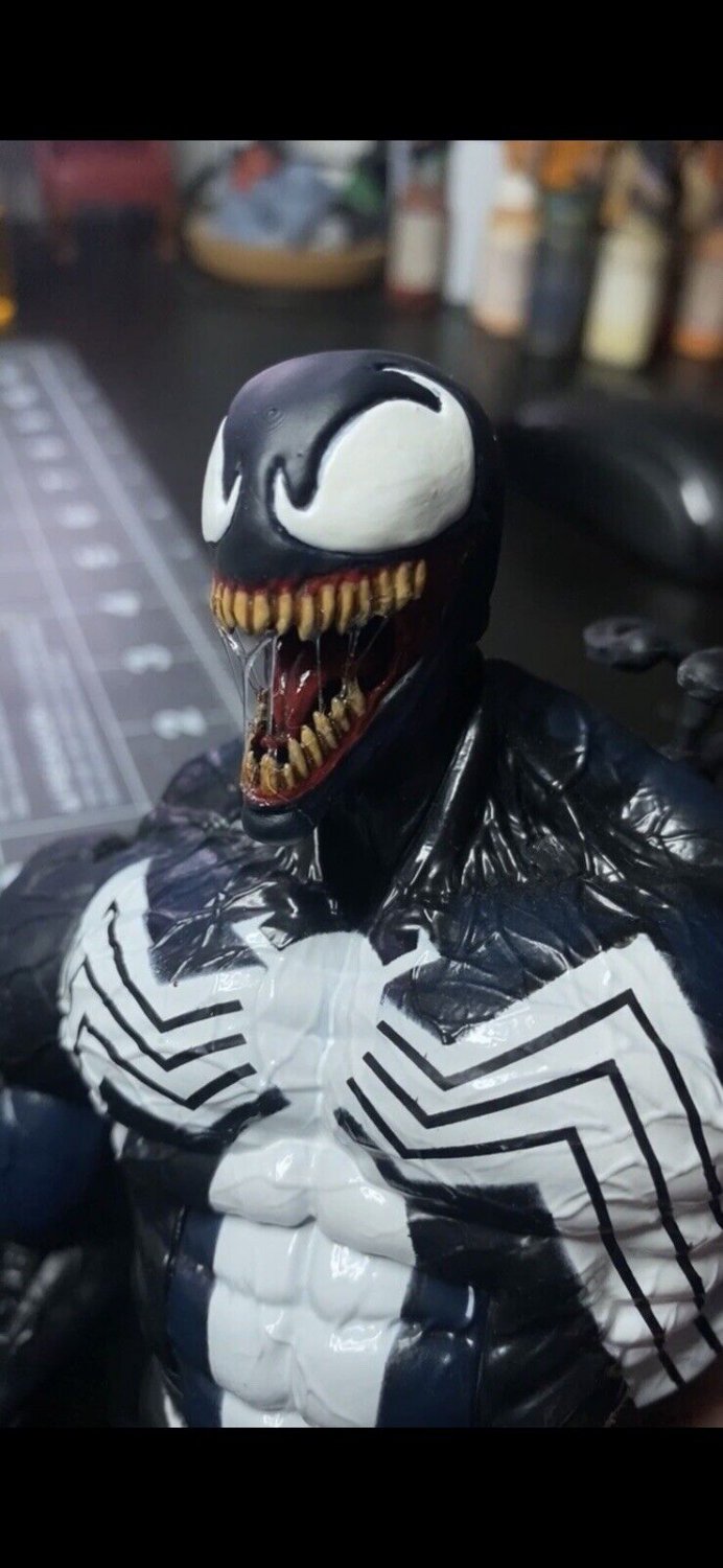 1/12 Custom Marvel Legends Symbiote Venom Head Sculpt (HEAD ONLY )