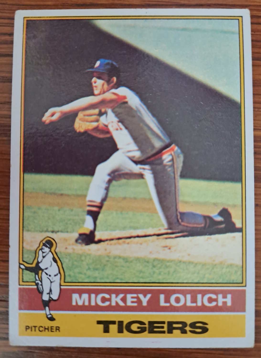 1976 Topps - #385 Mickey Lolich - Detroit Tigers