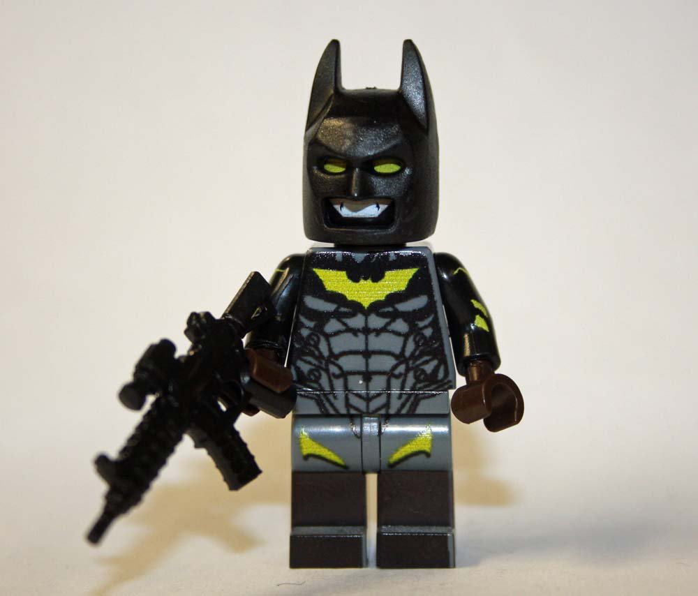 1 Batman Lightning Suit Superhero Minifigure Block Toys