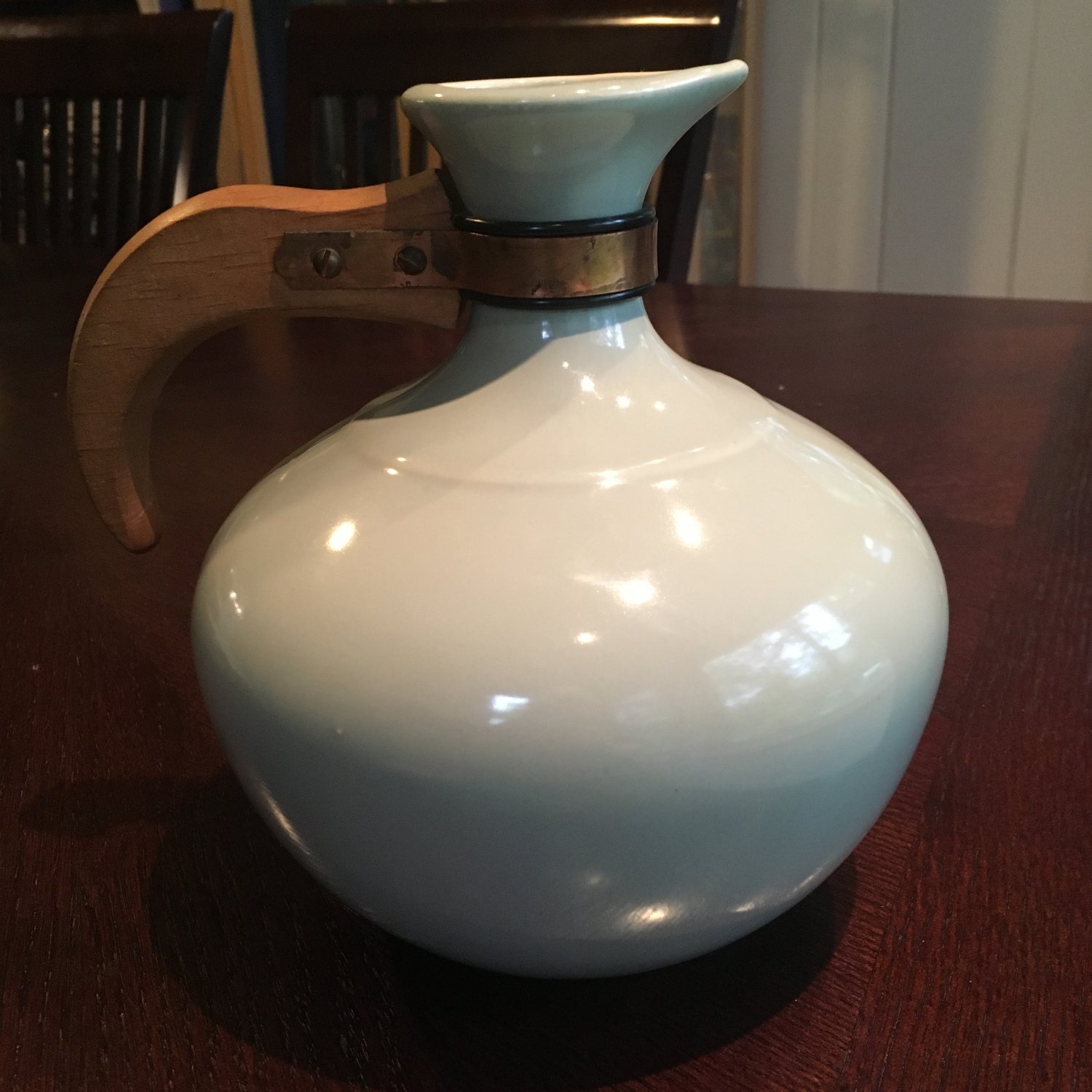 Vintage Bauer Olive Green Pitcher Carafe with wooden handle USA Los ...