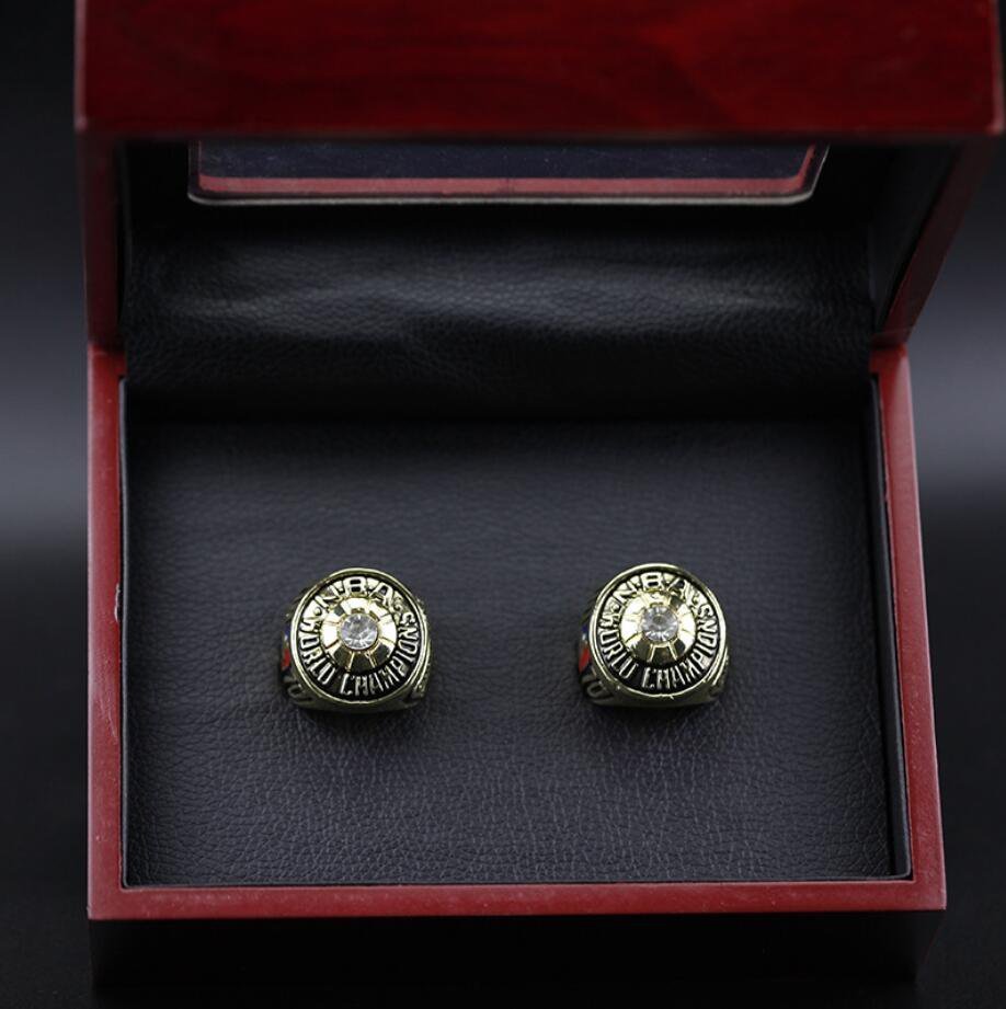 New York Knicks 1970 1973 Basketball Championship rings Size 11 With W
