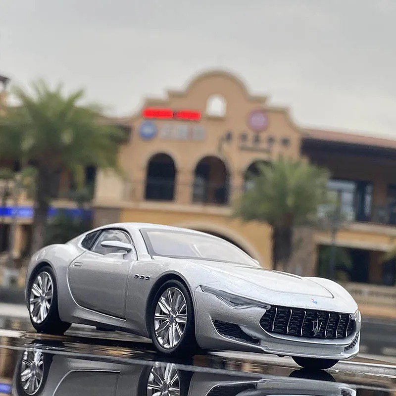 1:32 Maserati Alfieri Coupe Alloy Sports Car Model Diecast Metal Vehicle Simulation Sound -silvery
