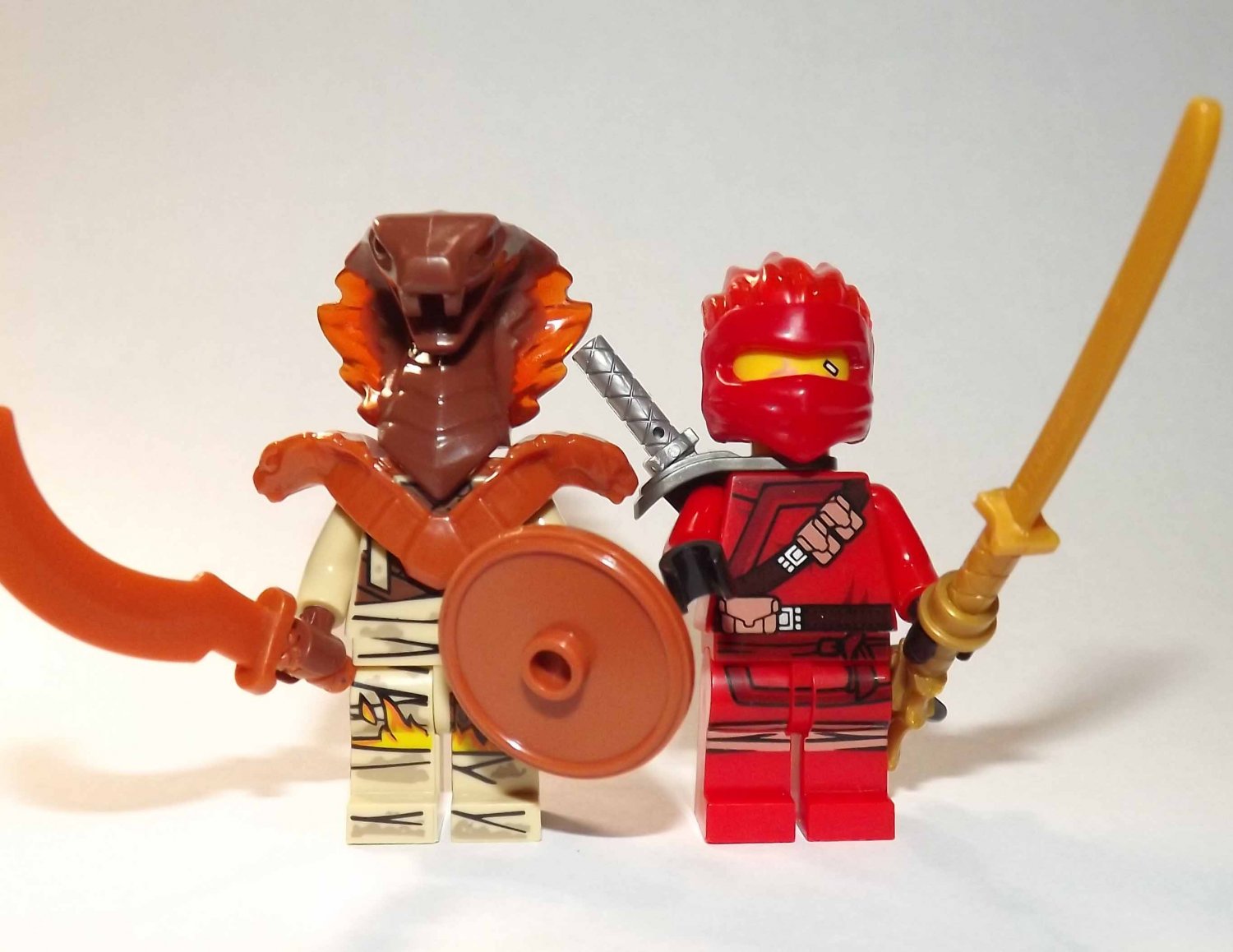 Kai and Pyro Slayer Snake Ninjago set of 2 Minifigures