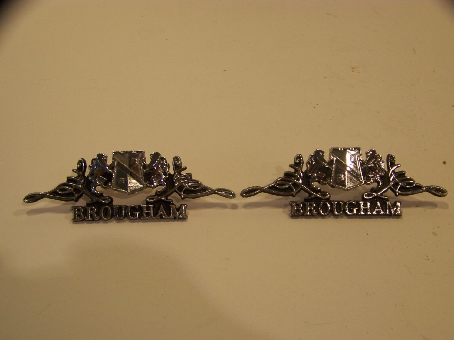 1974 75 76 77 78 CHRYSLER BROUGHAM ROOF EMBLEMS MEDALLIONS NEW YORKER ...