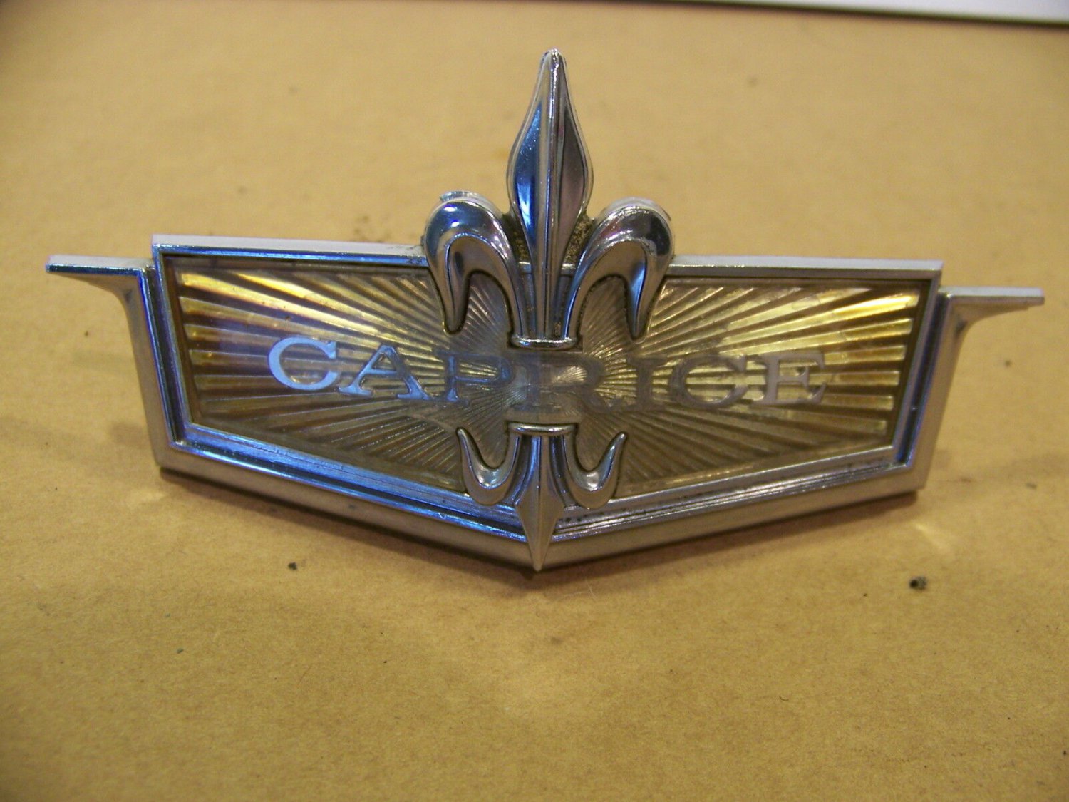 1972 Chevrolet Caprice Header Grill Emblem 72 Chevy #3997396