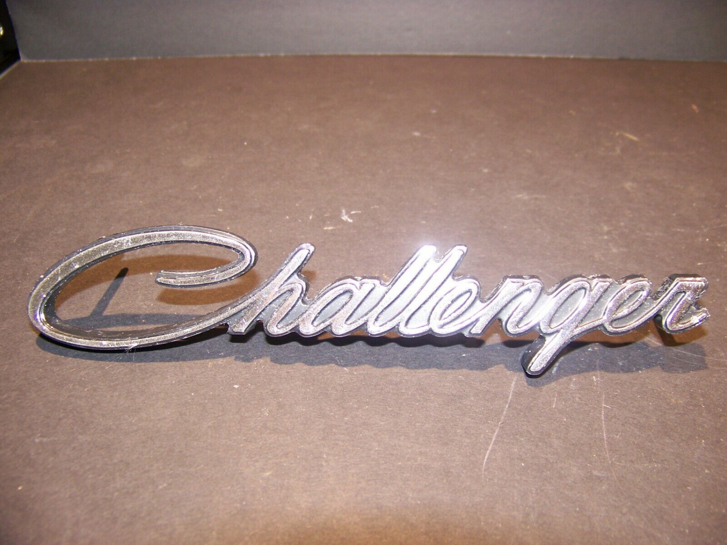 1970 DODGE CHALLENGER GRILL SCRIPT EMBLEM OEM #2998546