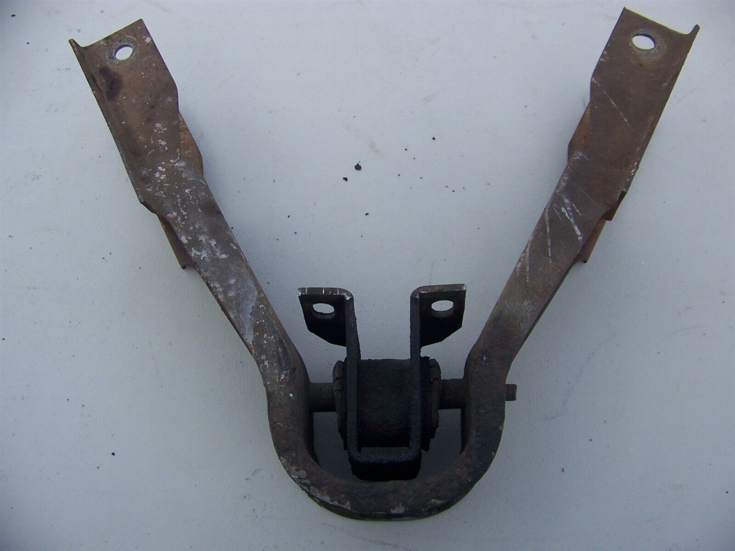 1987 Dodge Ram Van Transmission Mount OEM 86 85 84 86 82 81 80 79 78 77 76