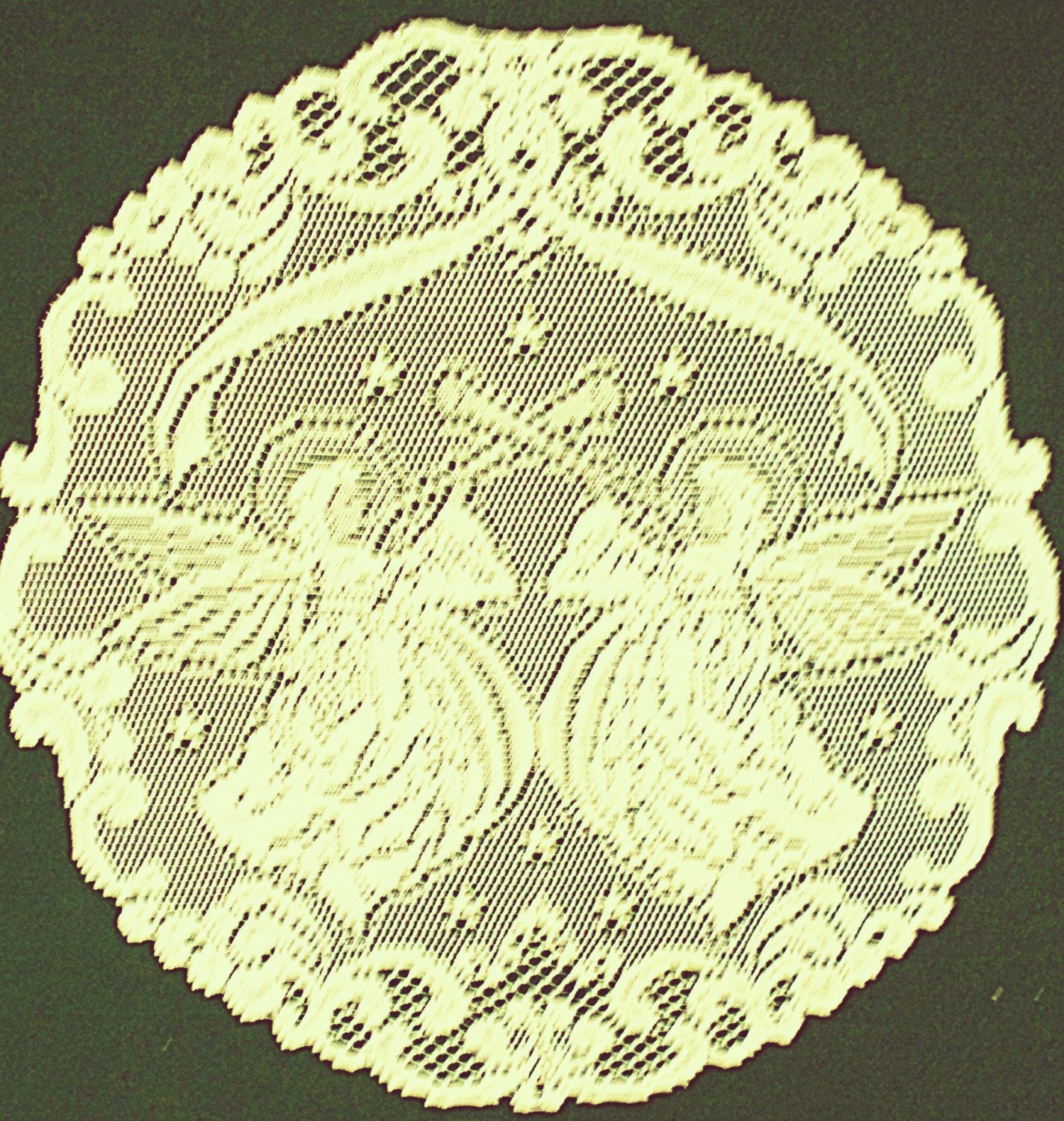 Victorian Angels Doily Ivory 20 Inch R Set Of (2 Round Doilies) Oxford ...