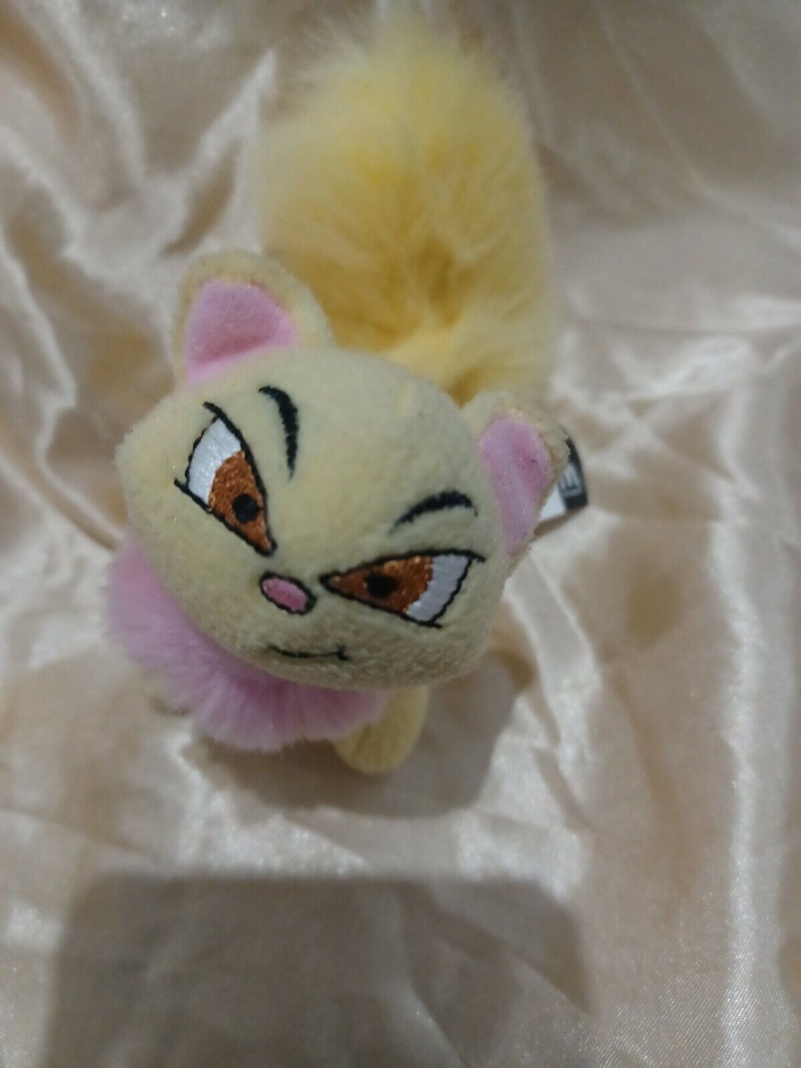 McDonalds Neopets Yellow Wocky Cat Mini Plush Happy Meal Toy 2004 4"