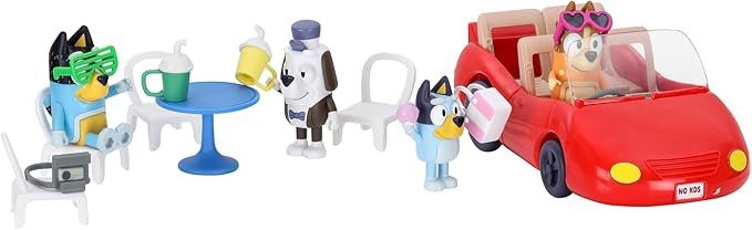 Bluey Vehicle and 4 Figure Pack, Escape Convertible with Four 2.5 Inch ...