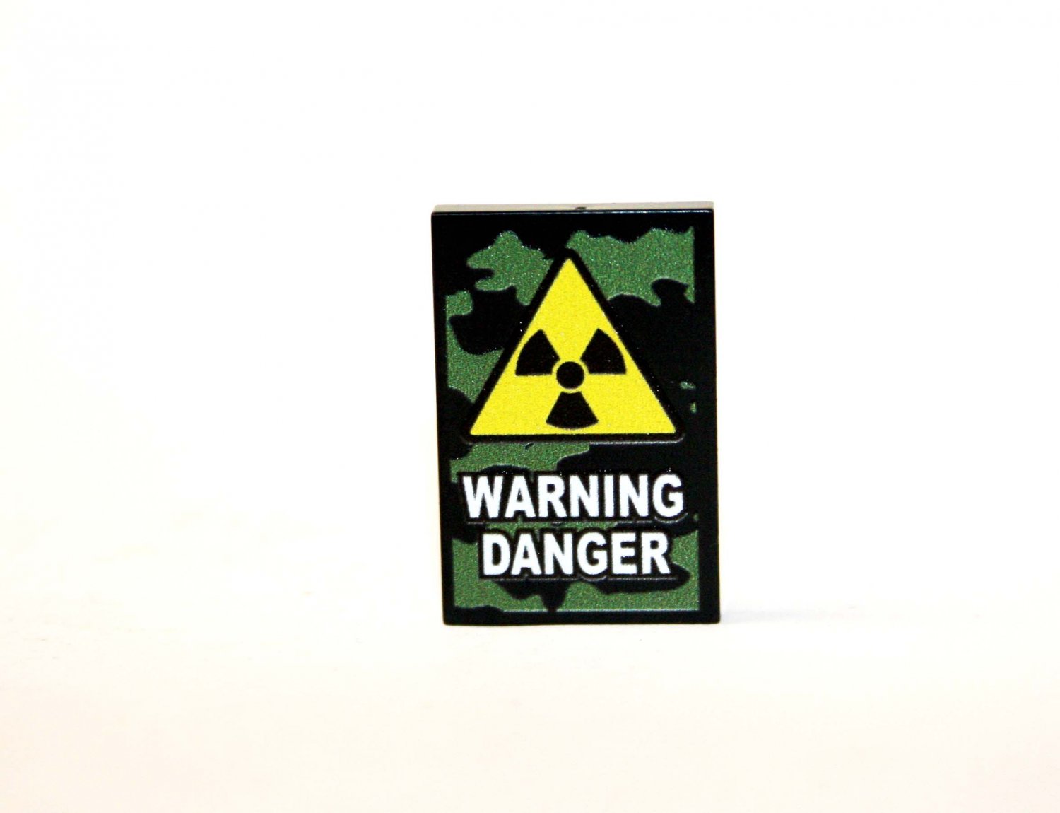 Minifigure Nuclear Danger Warning Sign 2X3 Horror Construction Piece ...