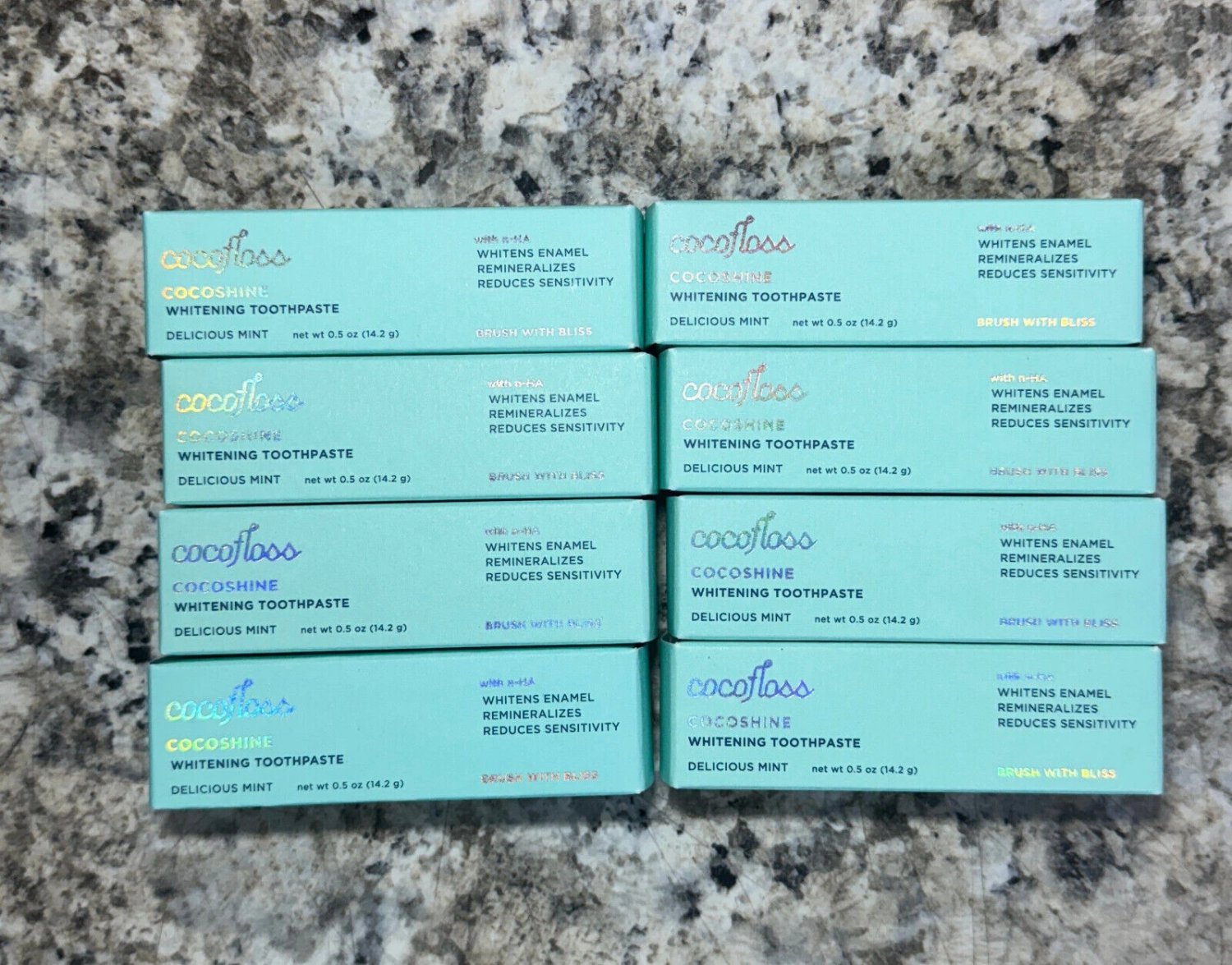 COCOSHINE by Cocofloss WHITENING TOOTHPASTE DELICIOUS MINT Pack