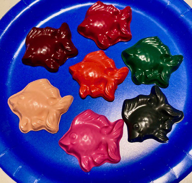 Set 11 Goldfish Coloring Crayons-Birthday Christmas Any Gift