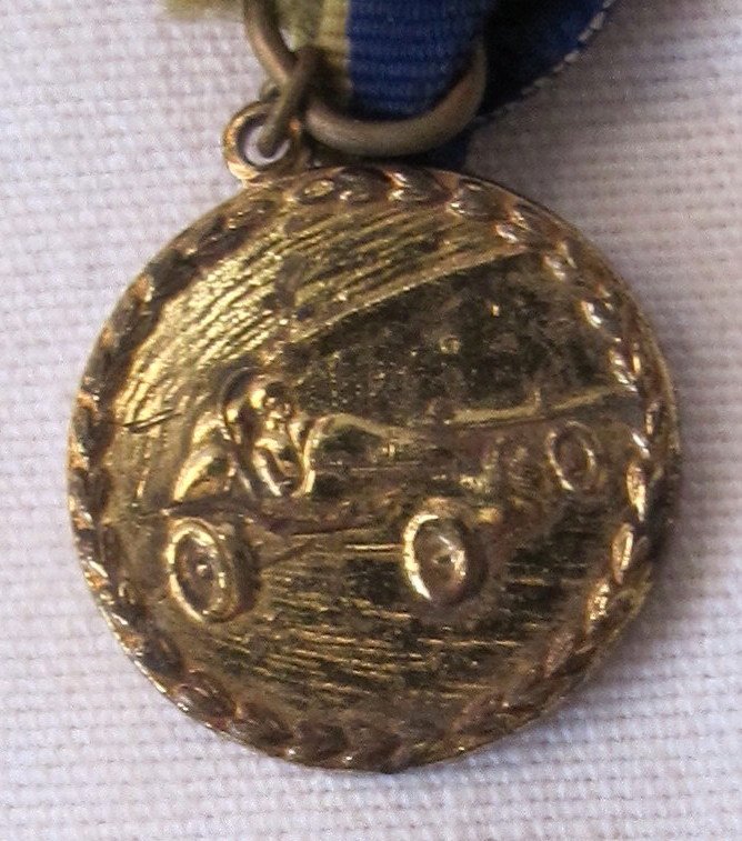 DONATED Vintage Pinewood Derby Medal w Ribbon Pin Cub Scout BSA 7/8 Inch